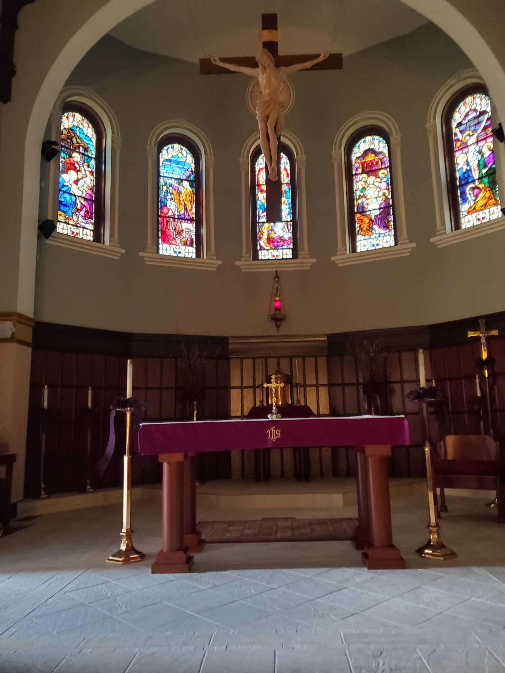 Altar – Sacred Heart Church